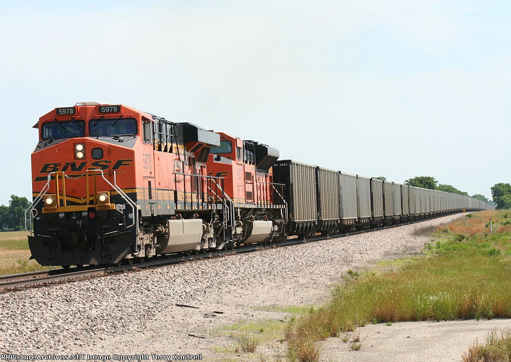 BNSF 5978